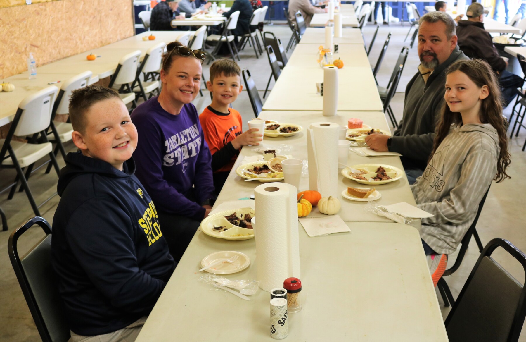 Harbin VFD raises $10,500 at BBQ fundraiser - The Flash Today Erath County