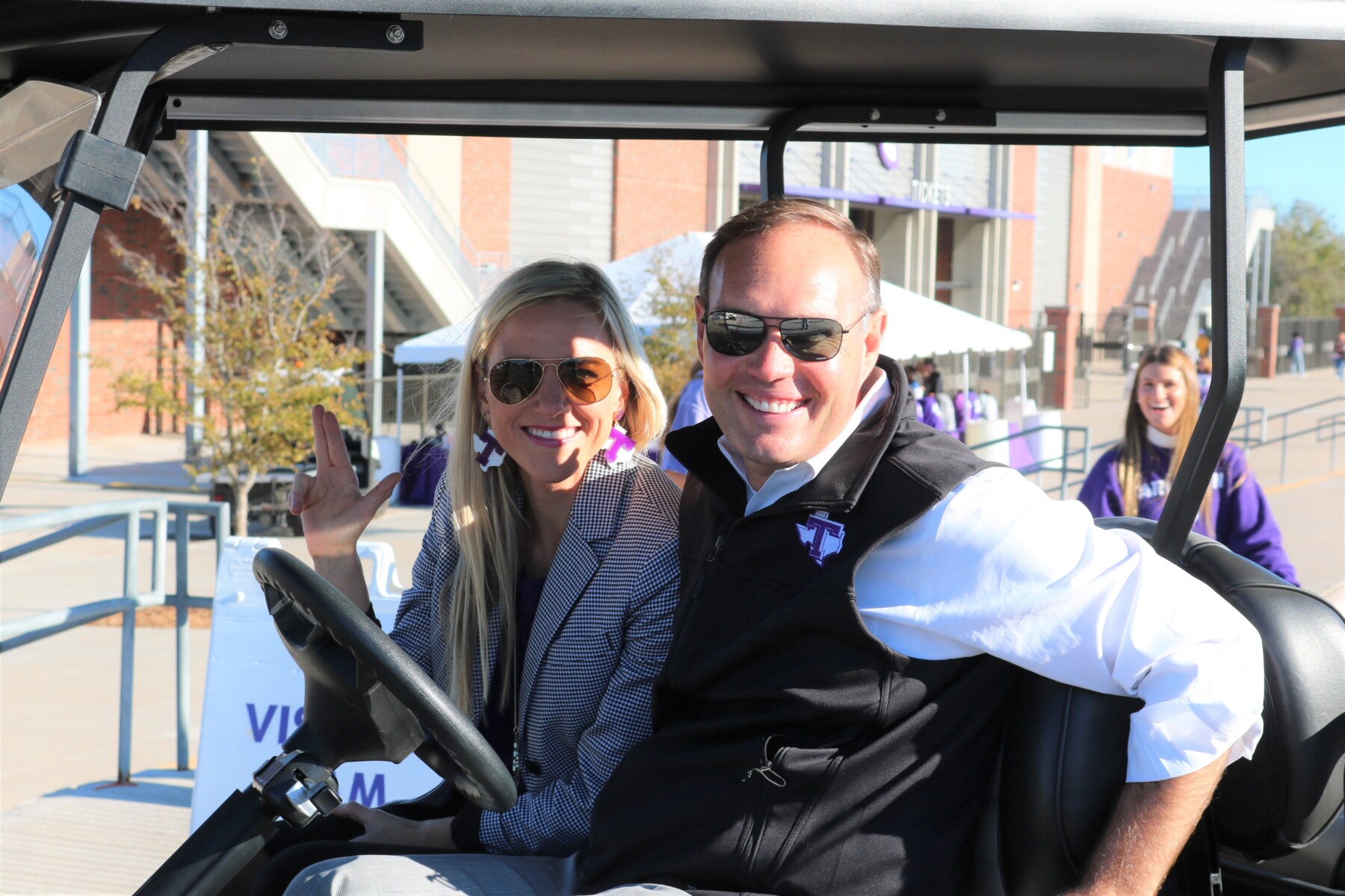 Tarleton-Tailgate-1-TSU-President-and-First-Lady – The Flash Today ...
