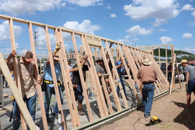 12-Carbon-House-Build – The Flash Today Erath County